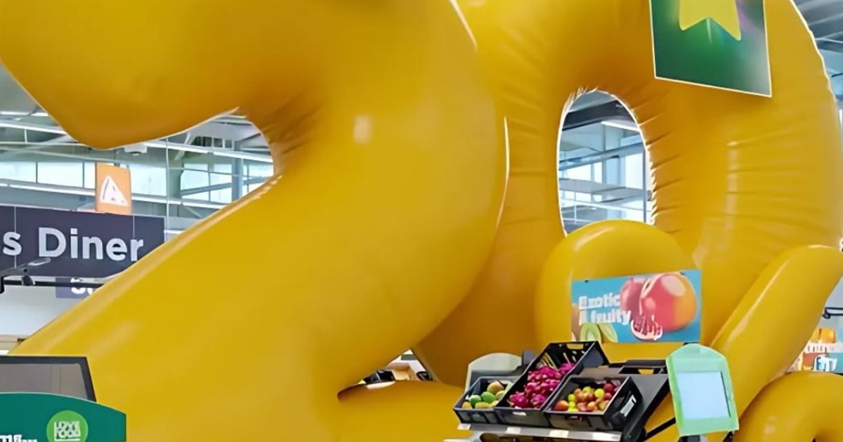 CGI Video ASDA Mobile Inflatable Numbers Display at Store