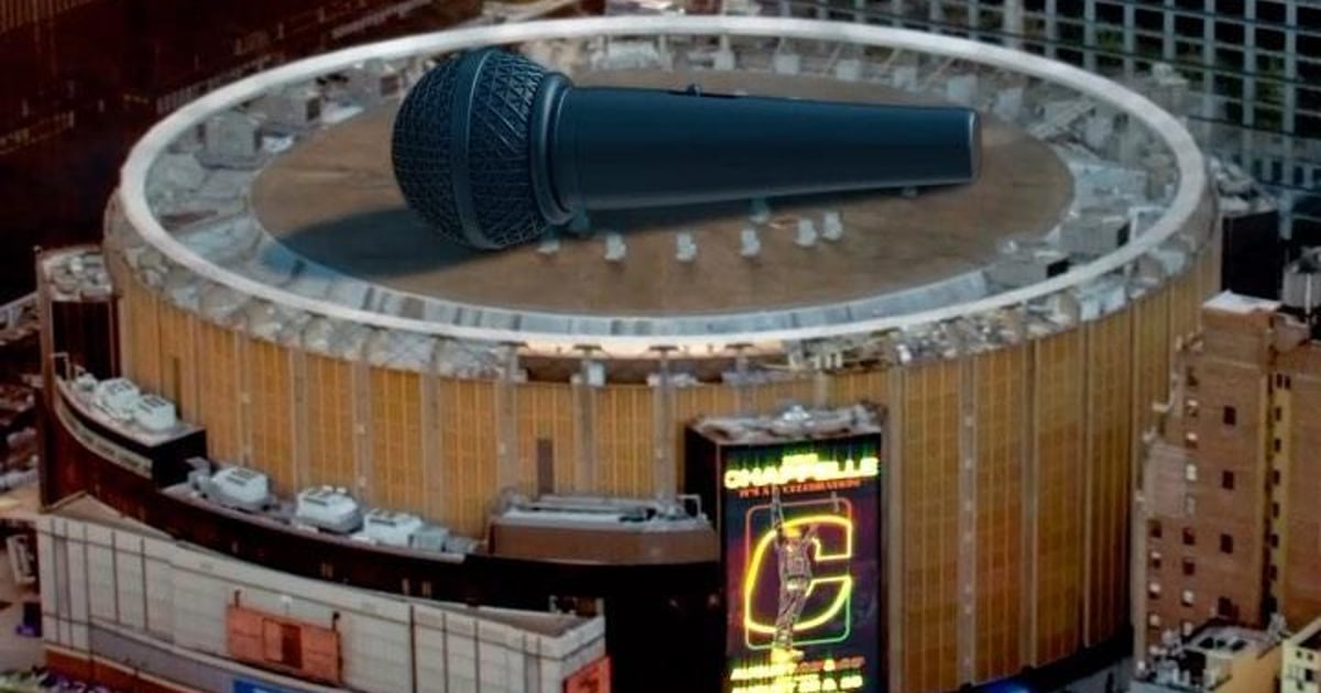 CGI Video Madison Square Garden Giant Mic Lands on Roof