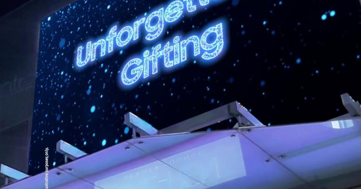 FOOH Ad Samsung Giant Devices Emerge from Gift Box