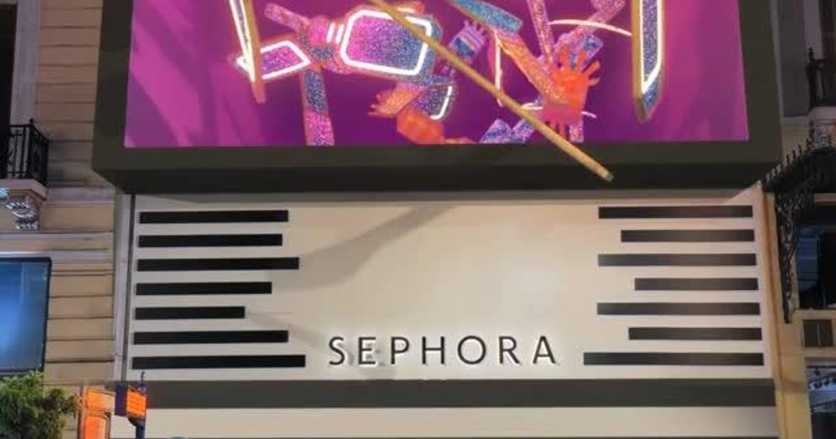 FOOH Ad Sephora Beauty Items Emerge from Facade