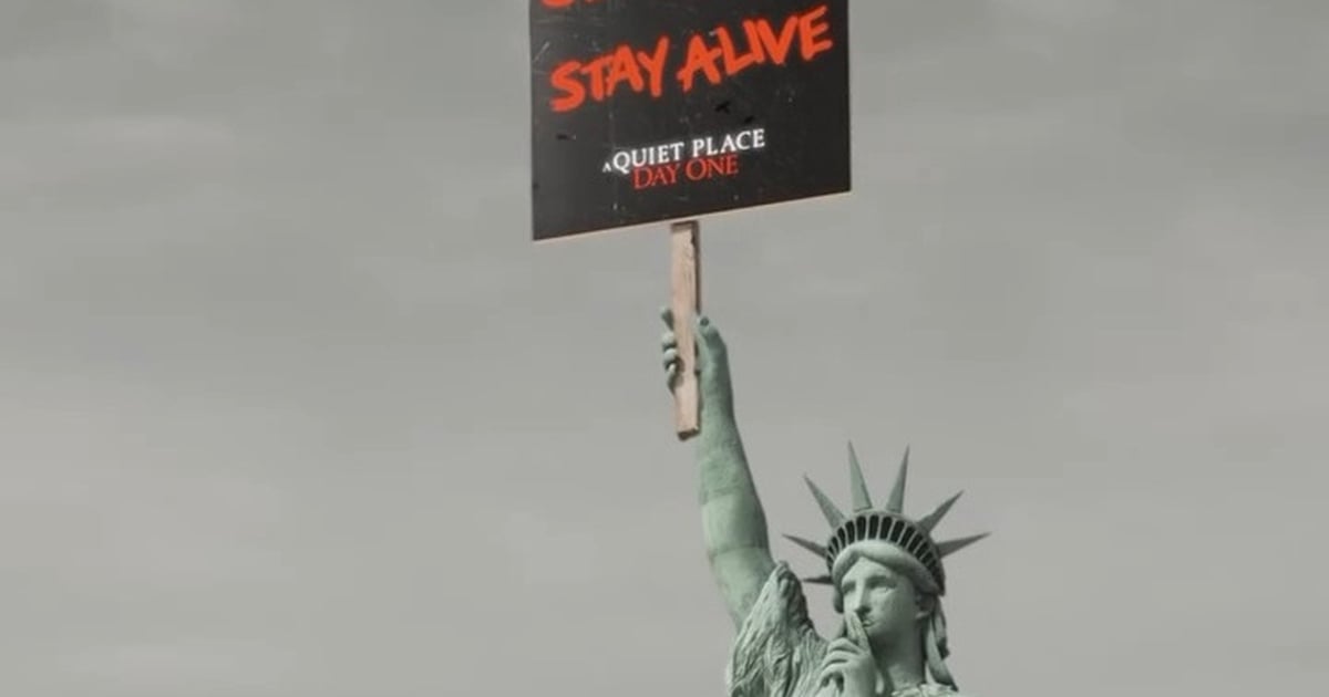 CGI Video Paramount Pictures Statue Holding Placard in NYC